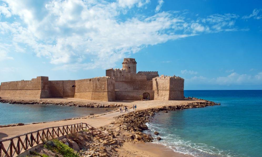Vacanze Le Castella - Casevacanze Caporizzuto